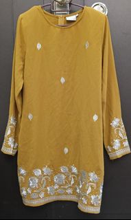 Baju kurung Nazri Morshidi princess cut, Women's Fashion, Muslimah ...