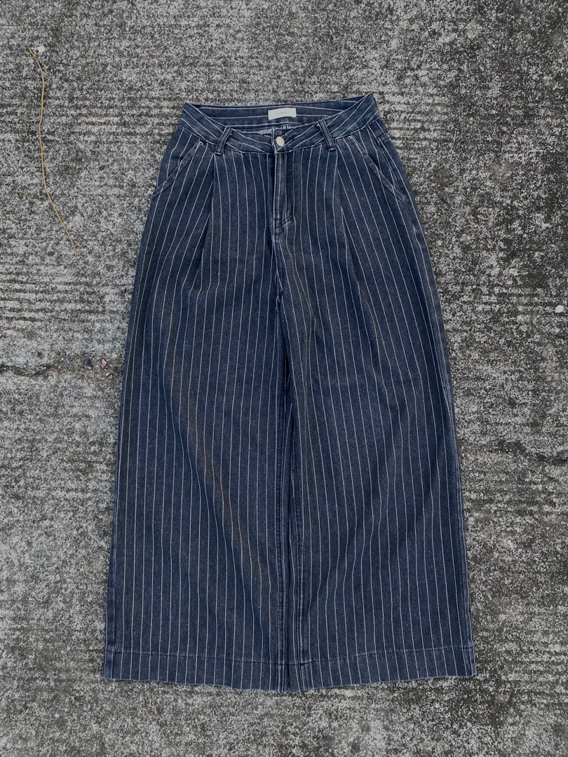 Black Striped Baggy Jeans , Men's Fashion, Bottoms, Jeans on Carousell