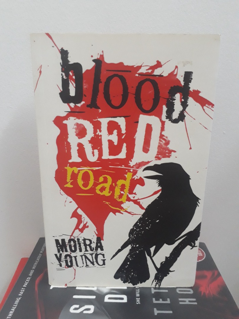 Blood Red Road (Dust Lands #1) - Moira Young, Buku & Alat Tulis, Buku ...