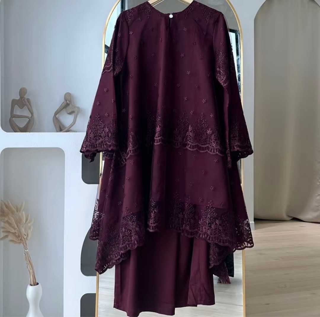 Ceo chomel kurung burgundy XL, Women's Fashion, Muslimah Fashion, Baju ...