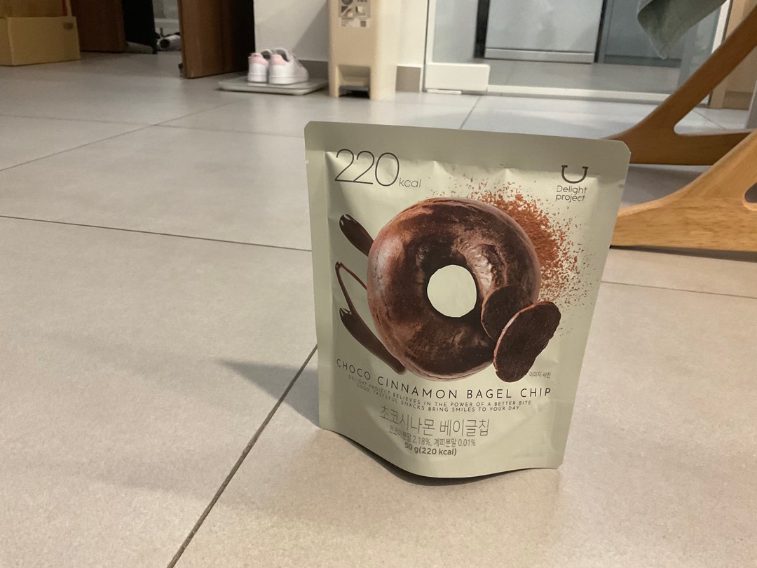 Choco Cinnamon Bagel Chip, Food & Drinks, Other Food & Drinks on Carousell