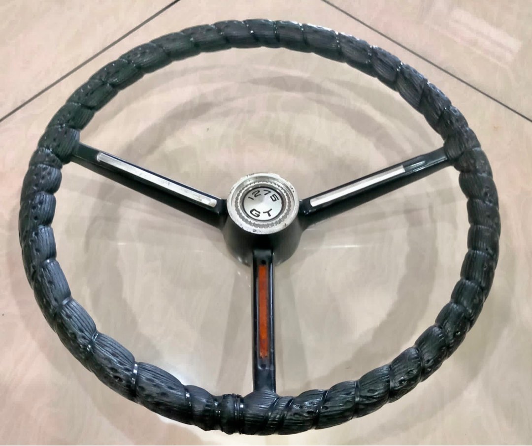 Classic Mini 1275 GT Steering Wheel, Auto Accessories on Carousell
