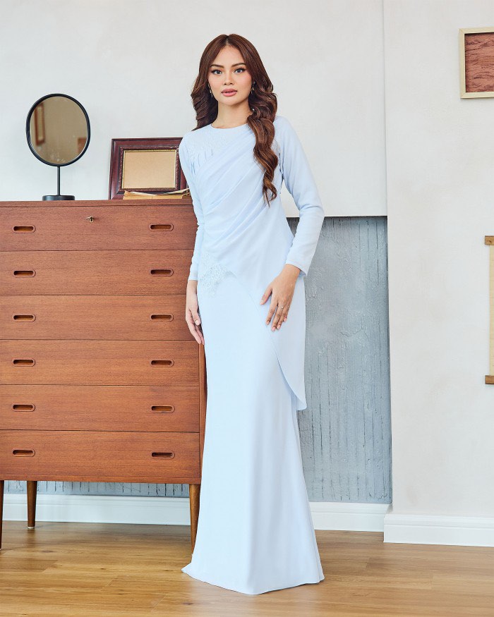 Deenara Feyra in Pastel Blue M, Women's Fashion, Muslimah Fashion, Baju ...