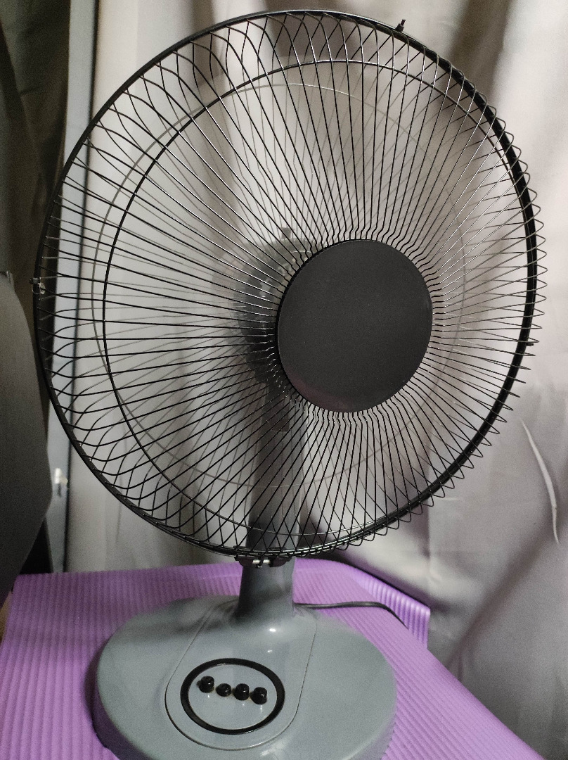Elba 16 inch table fan, Furniture & Home Living, Lighting & Fans, Fans ...