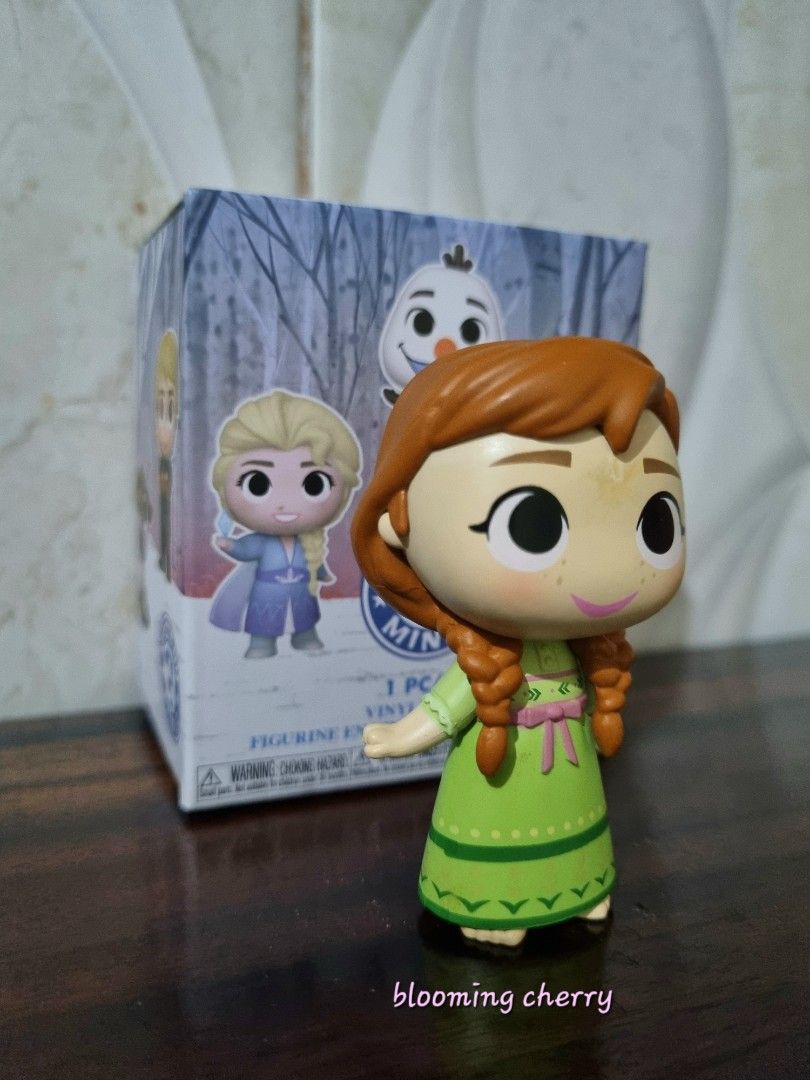 FUNKO Mystery Minis Disney Frozen 2 Anna Nightgown Version Cake Topper ...