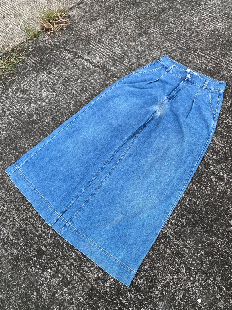 Godzilla/Super Baggy Light Denim Jeans, Men's Fashion, Bottoms, Jeans ...