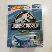 hotwheels hw tour bus Jurassic world, Toys & Collectibles, Mainan di ...