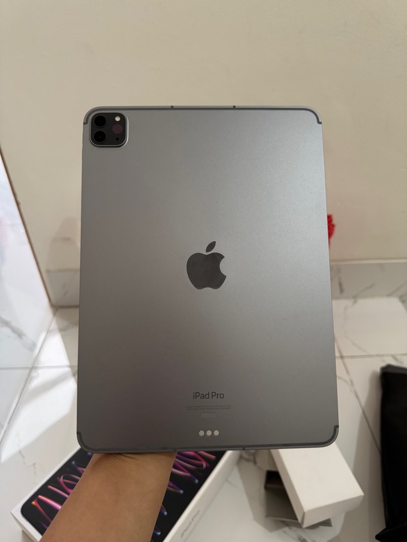 IPAD PRO 11" 4TH GEN CELL 512GB SPG M2, Telepon Seluler & Tablet ...