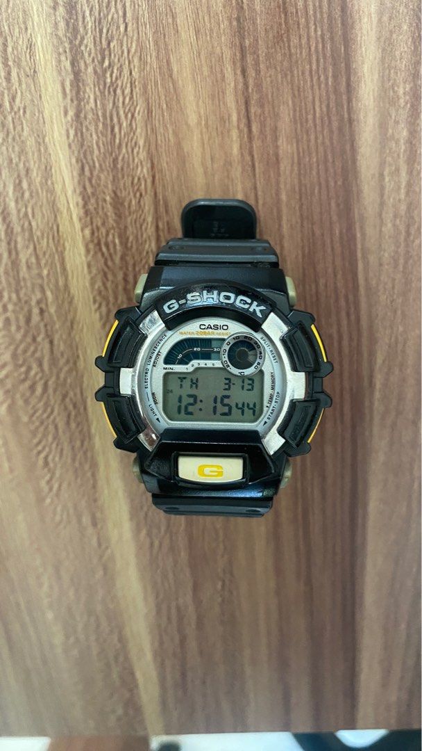 Jam Tangan Pria Casio G-Shock DW-9500 bukan Mudman/Frogman, Fesyen Pria, Jam Tangan di Carousell