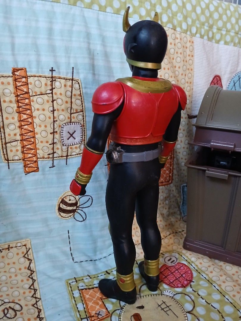 Big size sofubi Masked Rider Kuuga Mighty Form, Hobbies & Toys, Toys ...