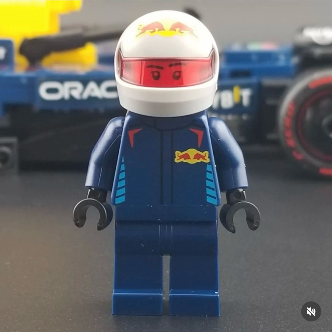 Max Verstappen minifigure only - LEGO Speed Champions Oracle Red Bull ...