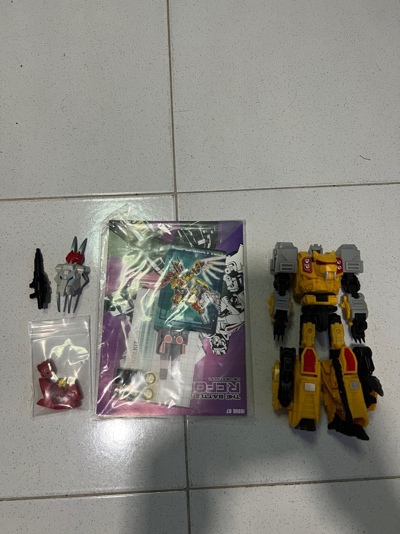 Transformers MMC reformatted 07 Felisaber (Catilla) Feral Rex predaking ...