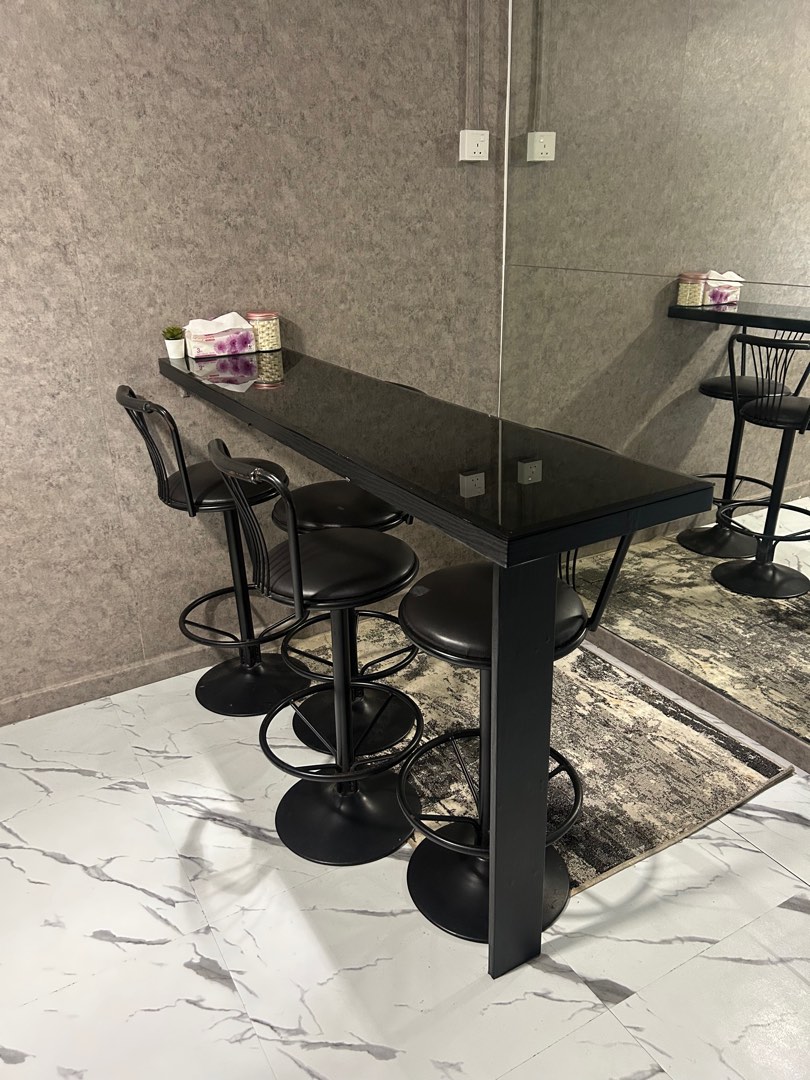 Modern Classy Bar High Table & Chairs, Furniture & Home Living ...