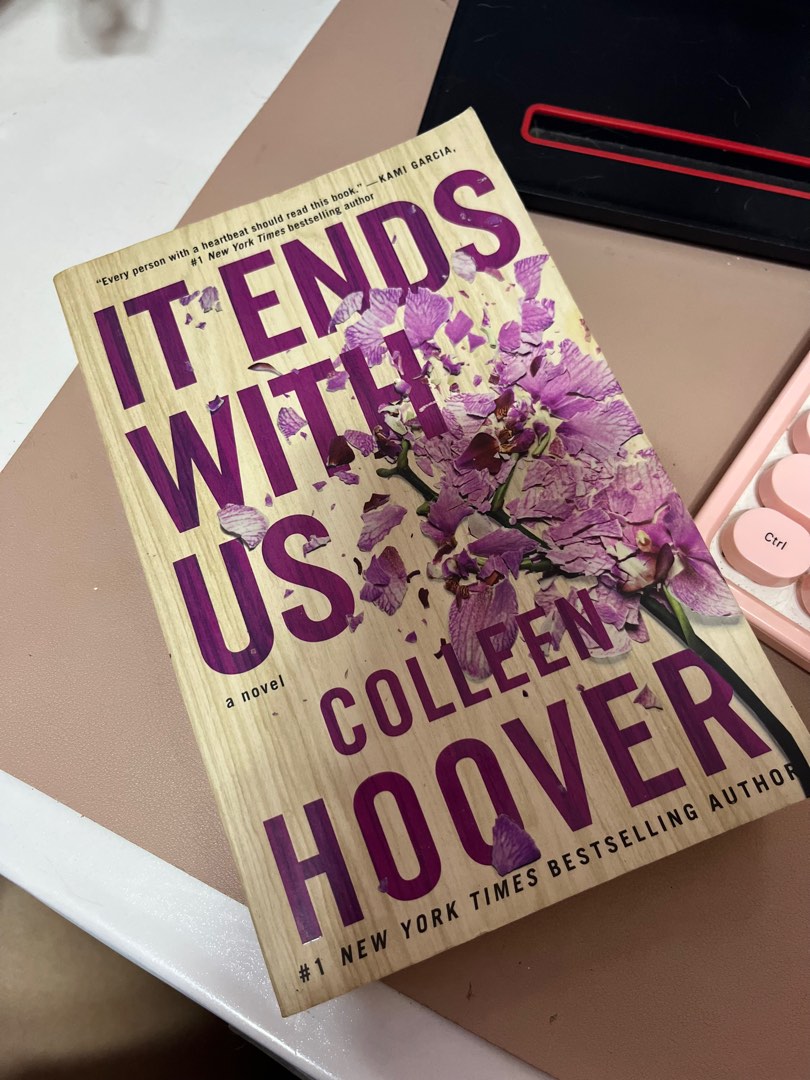 Original It ends with us (IEWU) preloved, Hobbies & Toys, Books ...