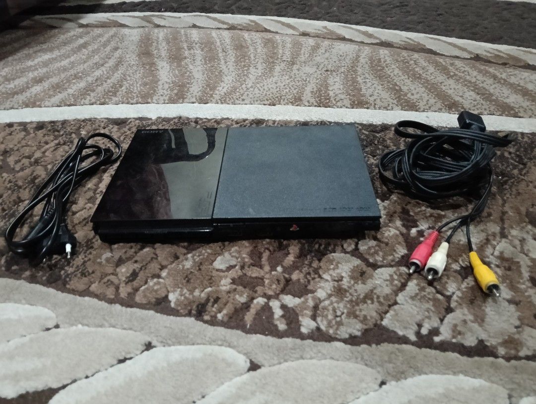 PS2 Slim (READ DESCRIPTION), Video Gaming, Video Game Consoles ...