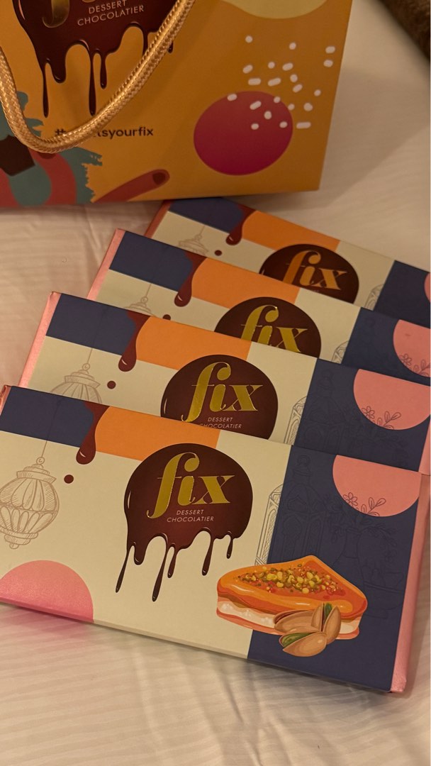 Real Dubai Pistachio Fix Chocolate , Health & Nutrition, Health ...