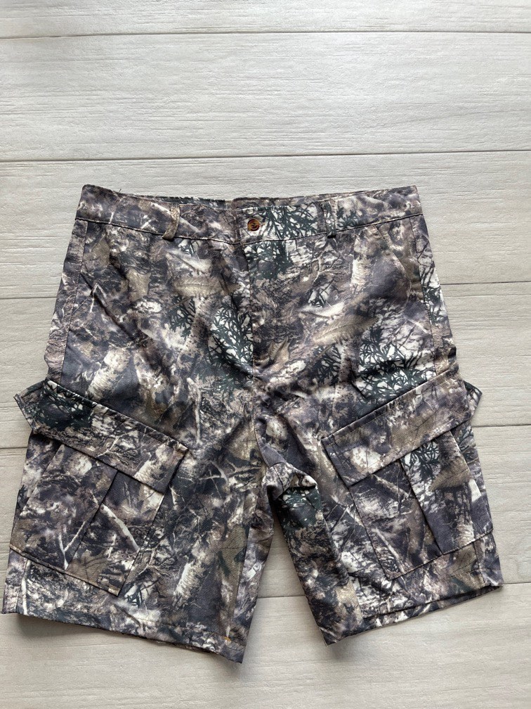 Realtree Cargo Jorts, Men's Fashion, Bottoms, Shorts on Carousell