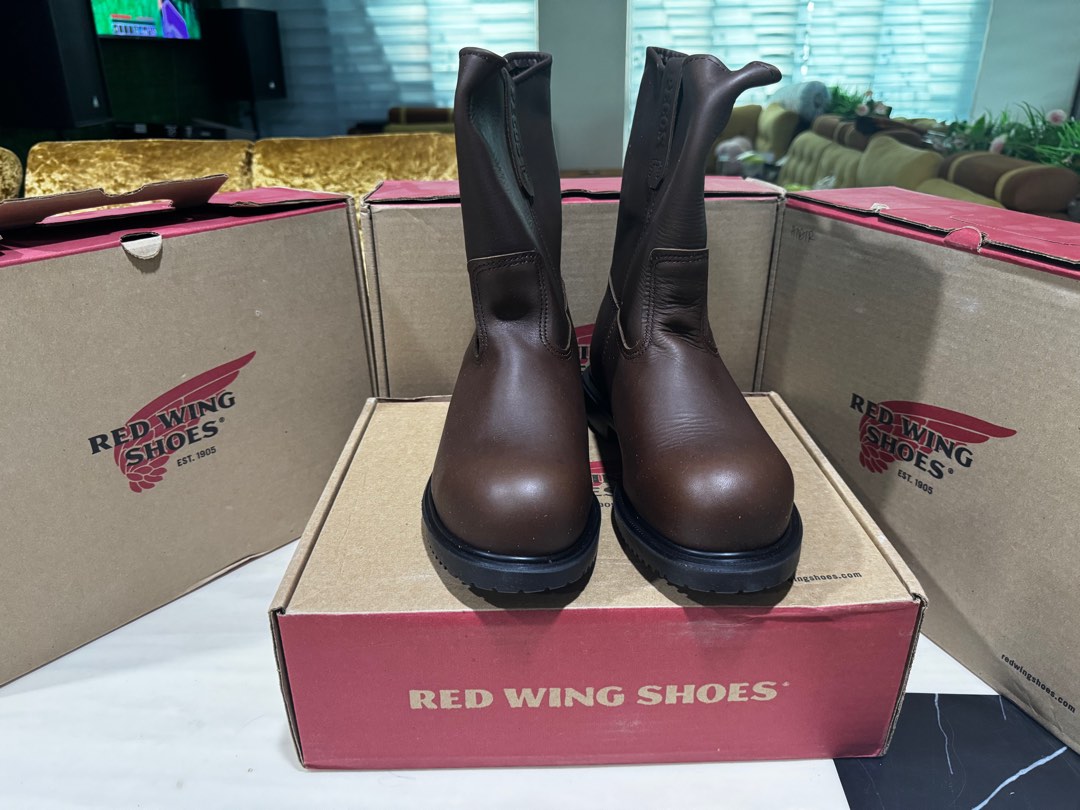 Red Wing Safety Shoes 8241, Men's Fashion, Footwear, Boots on Carousell