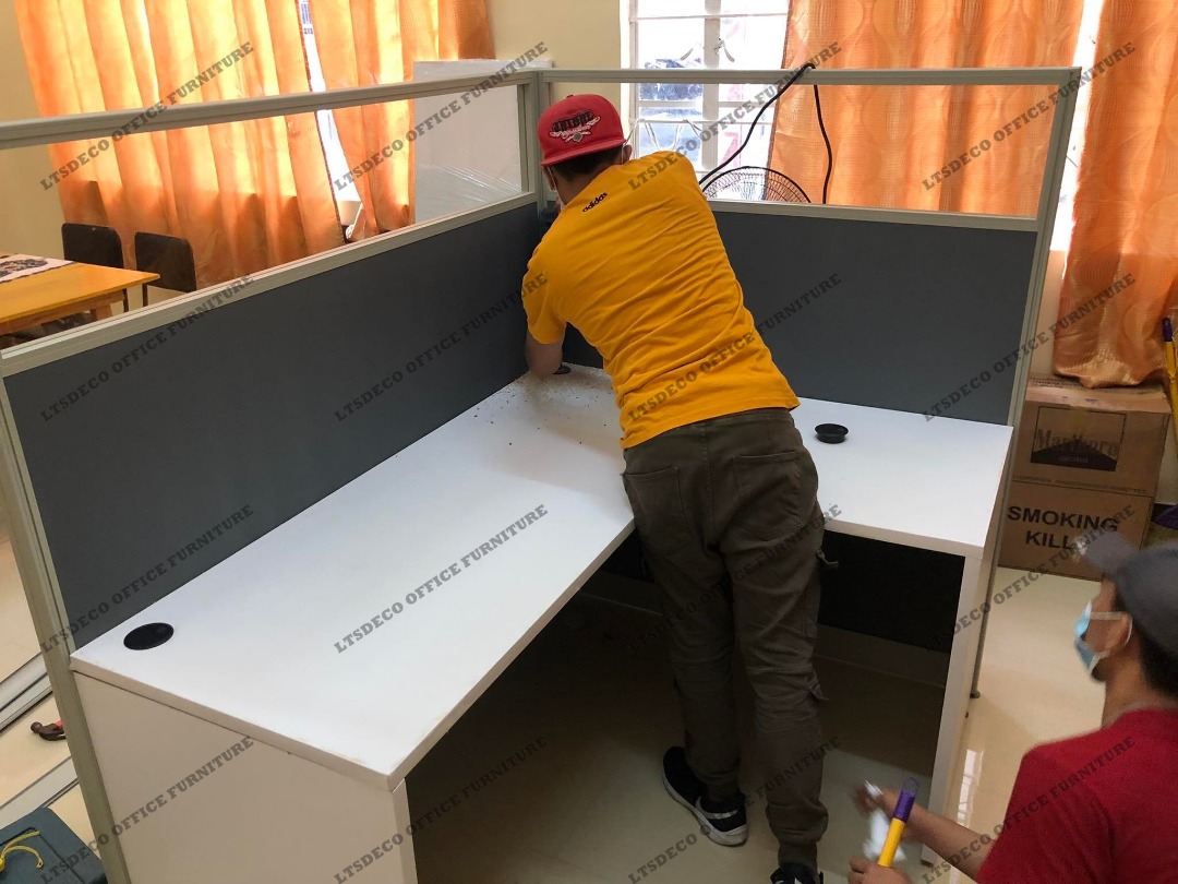 SHARING WORKSTATION CUBICLE | OFFICE PARTITION | OFFICE FURNITURE ...