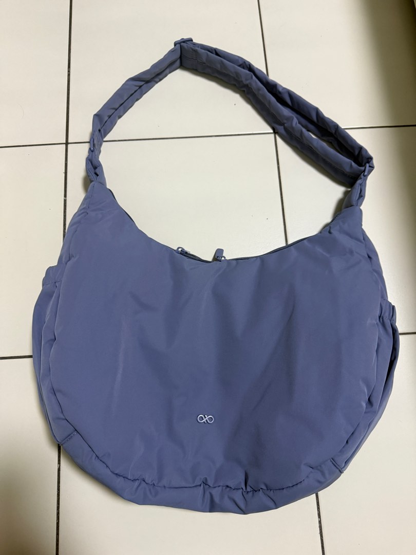 Sophia Label XL COSY LUXE CRESCENT BAG IN ELEMENTAL, Women's Fashion ...