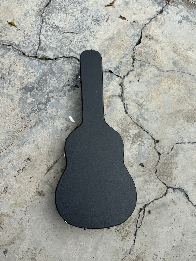Takabe Japan Guitar Acoustic Hard Case, Hobbies & Toys, Music & Media ...