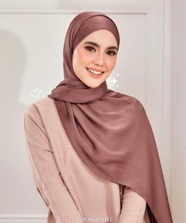 Shawl Tudung Ruffle, Women's Fashion, Muslimah Fashion, Hijabs on Carousell