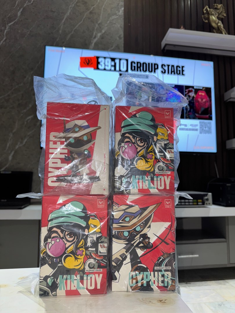 Valorant Figure: KJ and Cypher, Hobbies & Toys, Toys & Games on Carousell
