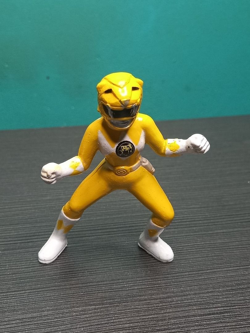 Vintage 1994 Saban Power Rangers Yellow Ranger Action Figure 3 ...
