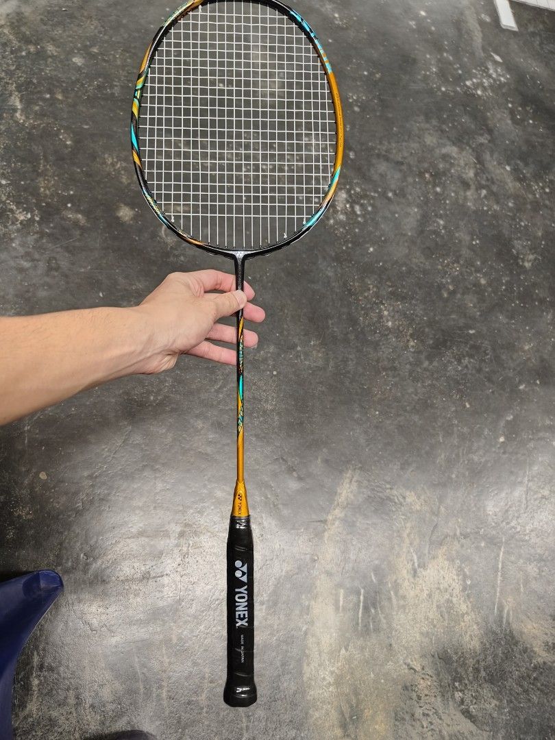 Yonex Astrox 88D pro, Hobbies & Toys, Toys & Games on Carousell