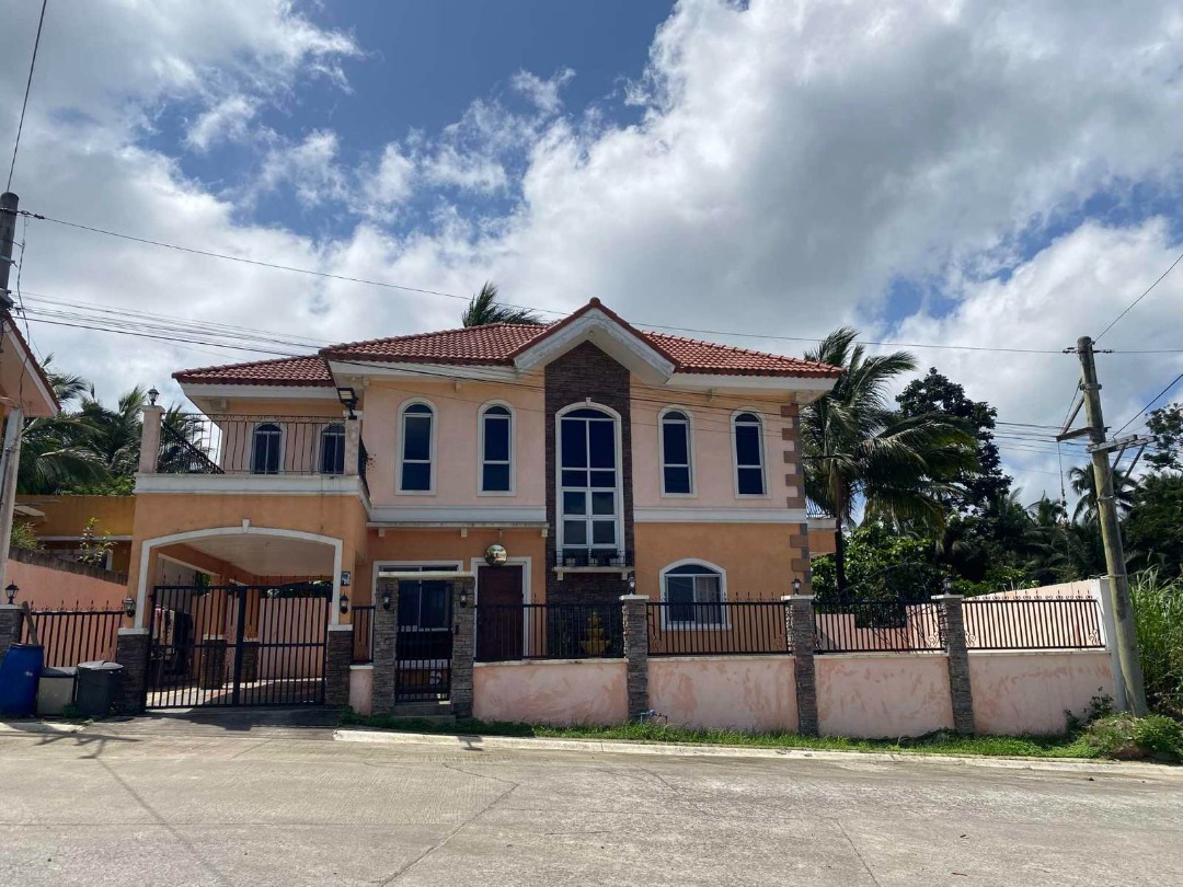 4 Bedroom Furnished House and Lot in Suntrust Verona in Tagaytay ...