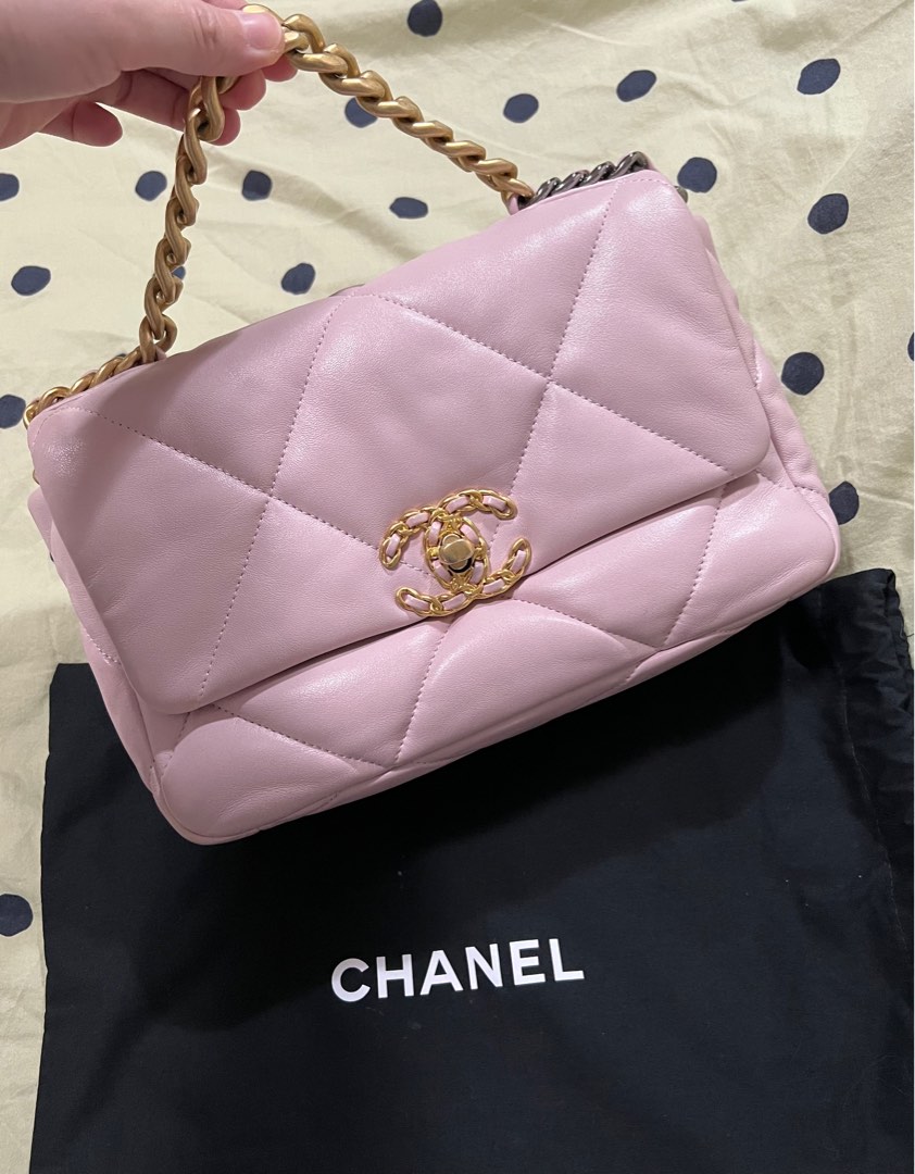 Authentic Chanel 19 C19 Small Pink Leather Single Flap Shoulder Bag in ...