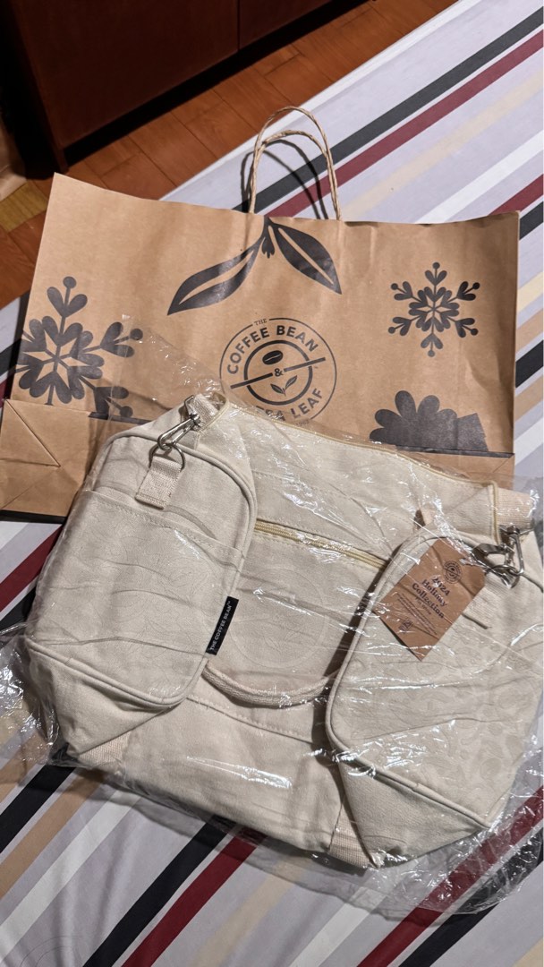 CBTL Flat White Duffel Bag, Women's Fashion, Bags & Wallets, Cross-body ...