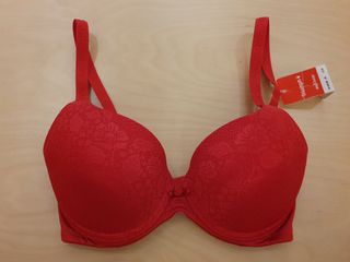 [D8] Triumph Maximizer Bra 70C / 32C, Women's Fashion, New ...