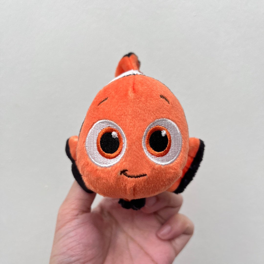 Finding Nemo Small Mascot Plush Toy Orange Fish, Hobbies & Toys, Toys ...