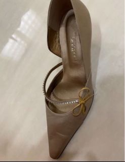 Heels, Women's Fashion, Footwear, Heels on Carousell