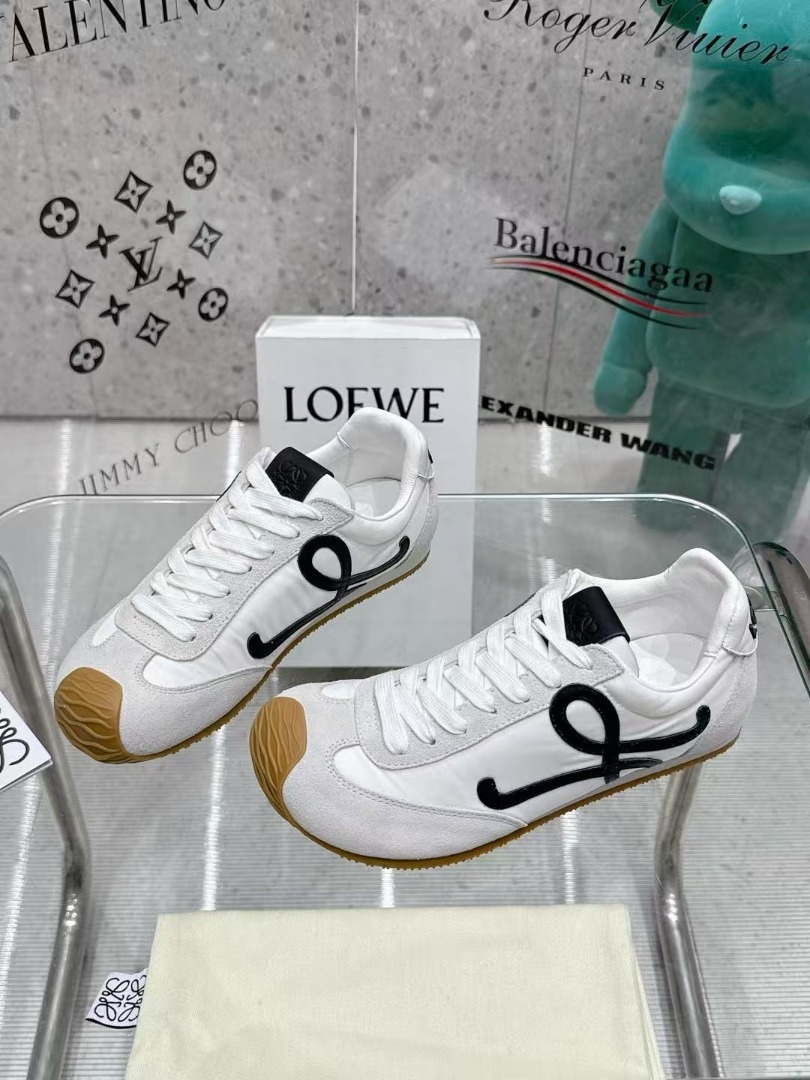 loewe ballet runner/ Bottom thickness: 2.5cm higher, Women's Fashion ...