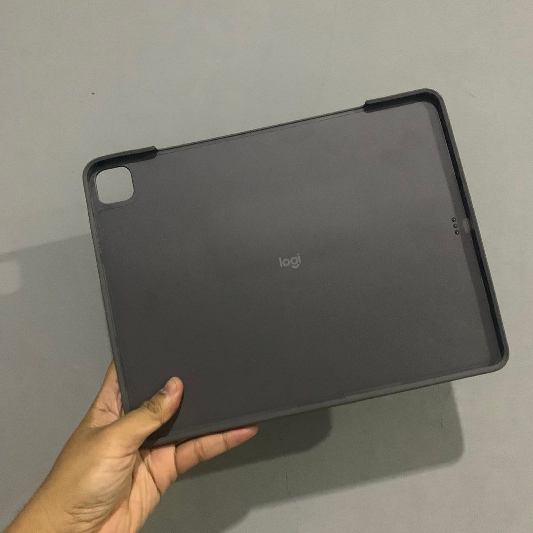 Logitech Combo Touch for iPad Pro 12.9inch 2018 2020 2021 M1 2022 M2 ...