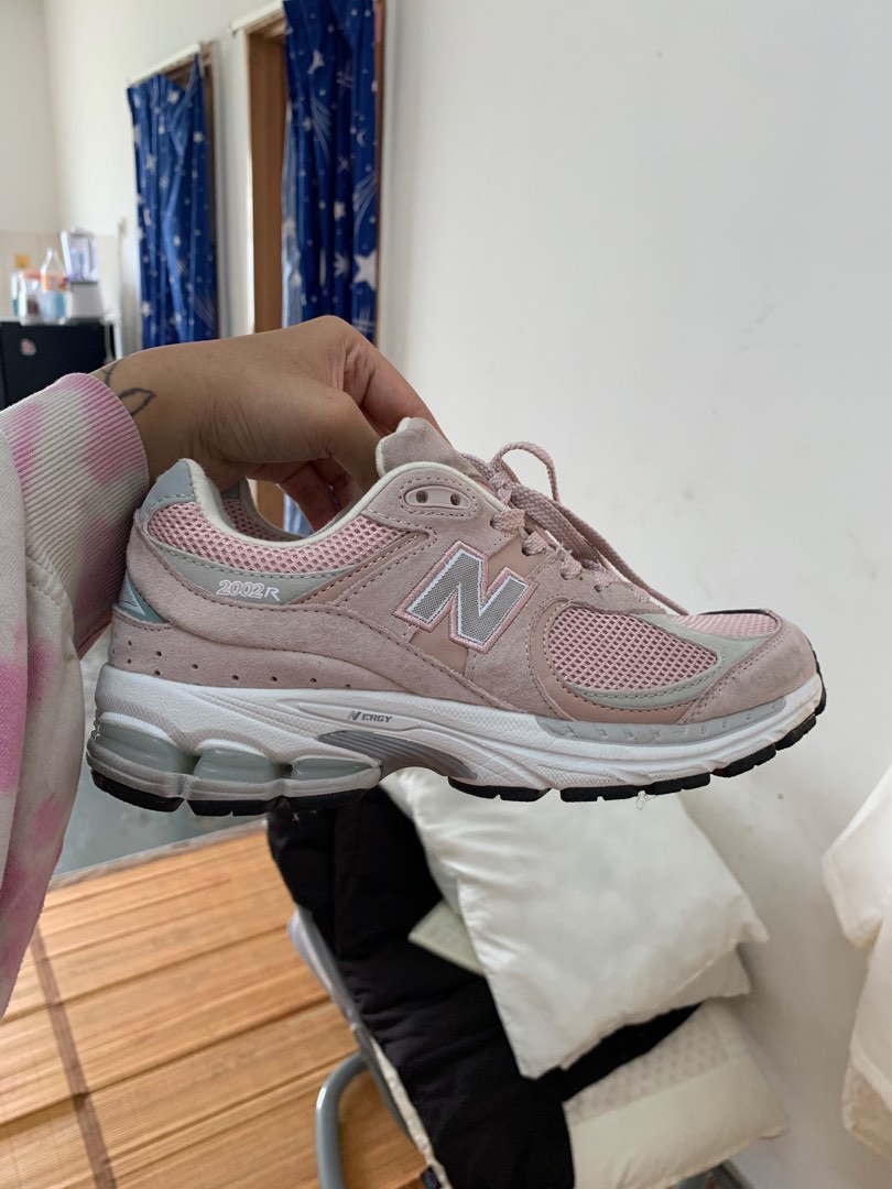 New Balance 2002r, Women's Fashion, Footwear, Sneakers on Carousell