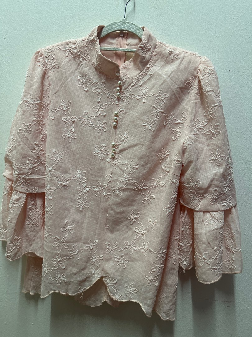 NWT PUTERI AEON 2025 BAJU RAYA SOFT PINK, Women's Fashion, Dresses ...