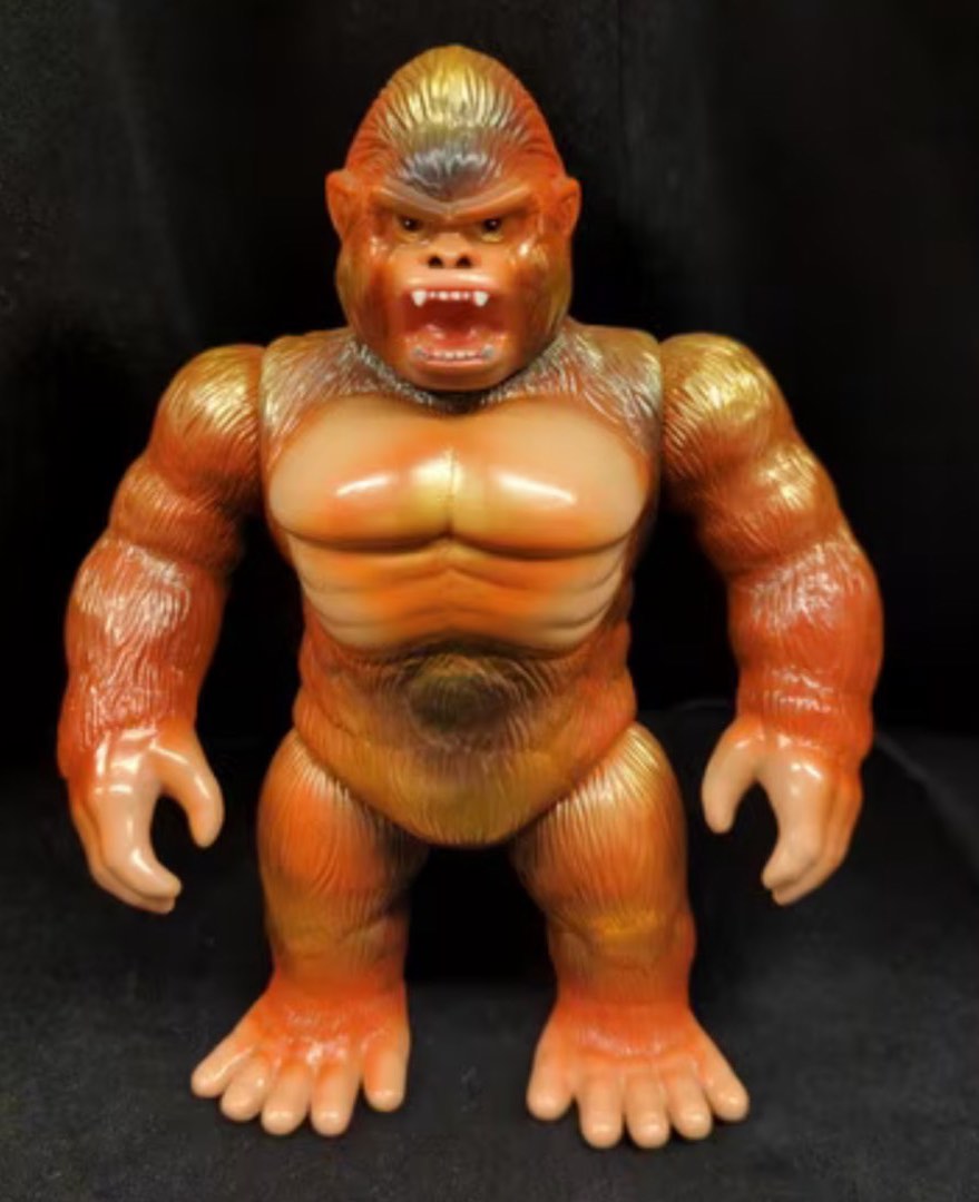 One up Kong Kong sofubi WF Japan, Hobbies & Toys, Toys & Games on Carousell