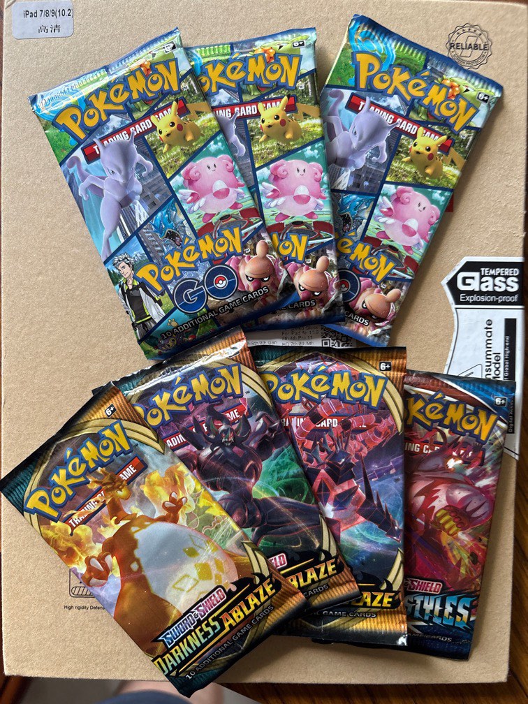 Pokemon card old card pack, Hobbies & Toys, Toys & Games on Carousell