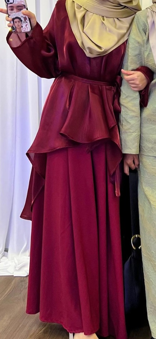 QAMRAA VICTORIA DRESS MAROON / Burgandy Size L baju kurung raya, Women ...