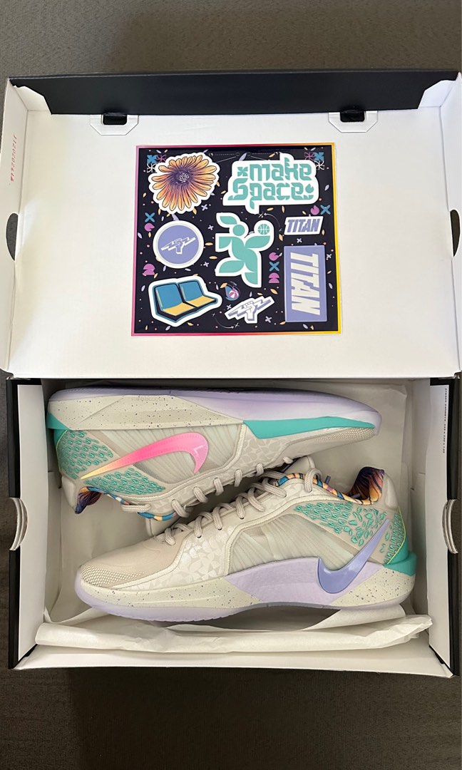 Sabrina 2 X Titan, Men's Fashion, Footwear, Sneakers on Carousell