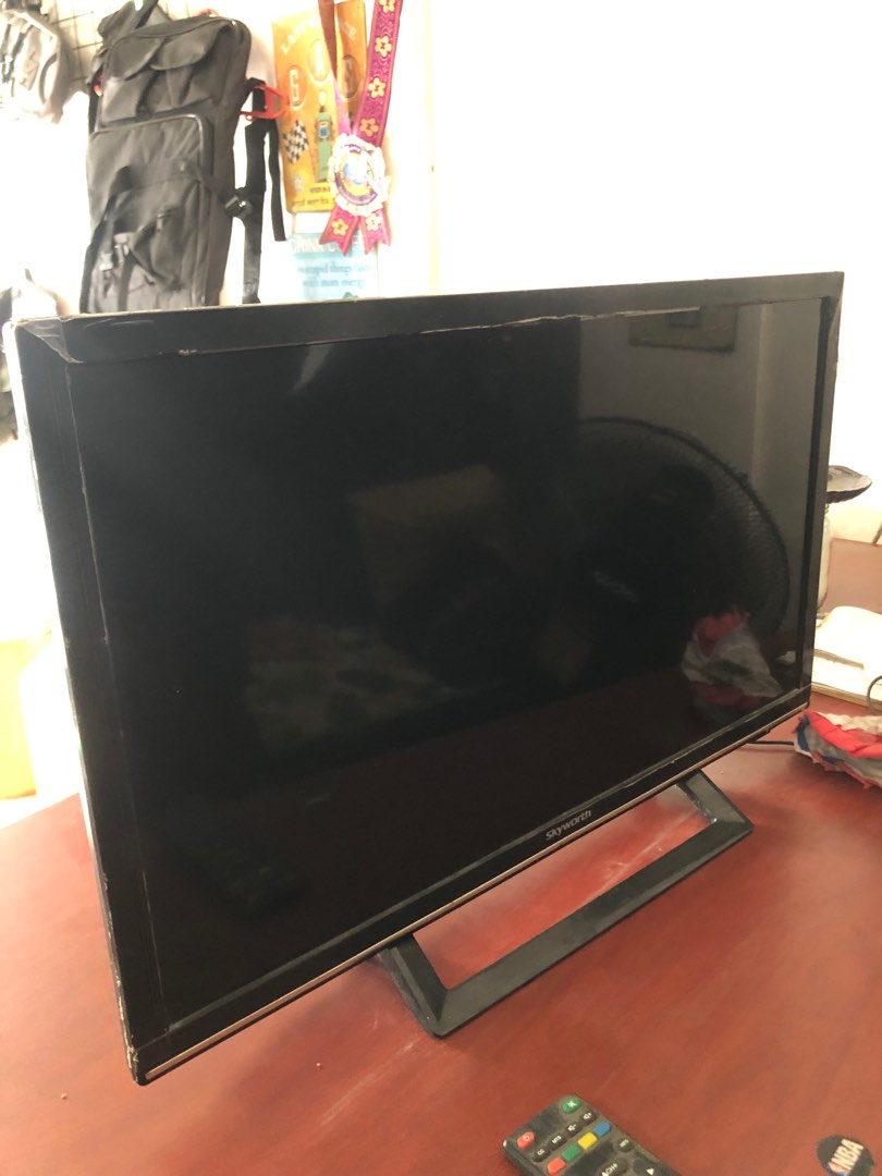 Skyworth 22inch TV (Not Smart), TV & Home Appliances, TV ...