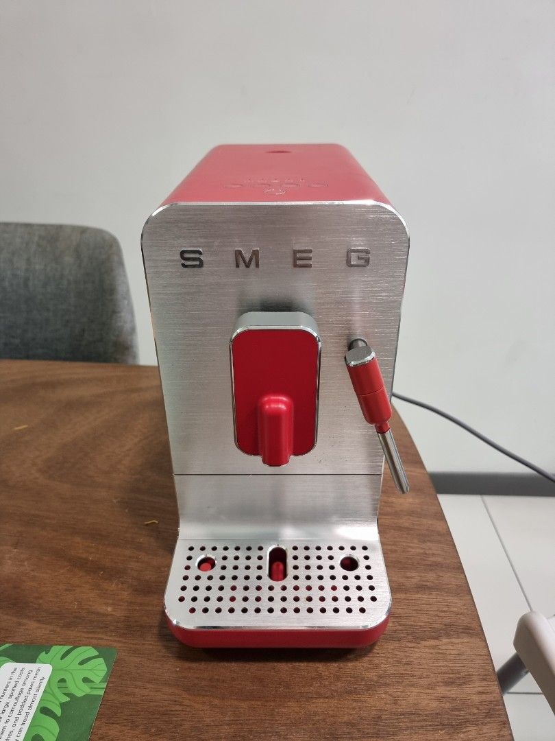 SMEG Bean to cup BCC02, TV & Home Appliances, Kitchen Appliances ...