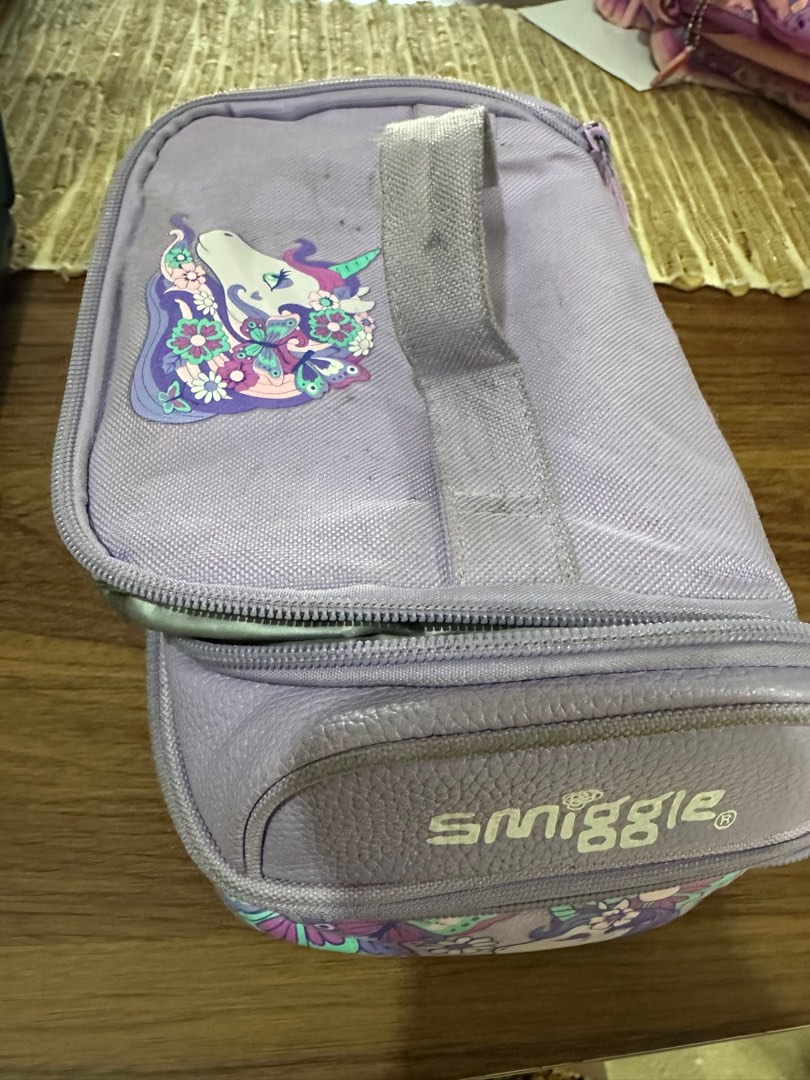 Smiggle lunch Box, Bayi & Anak, Lainnya di Carousell
