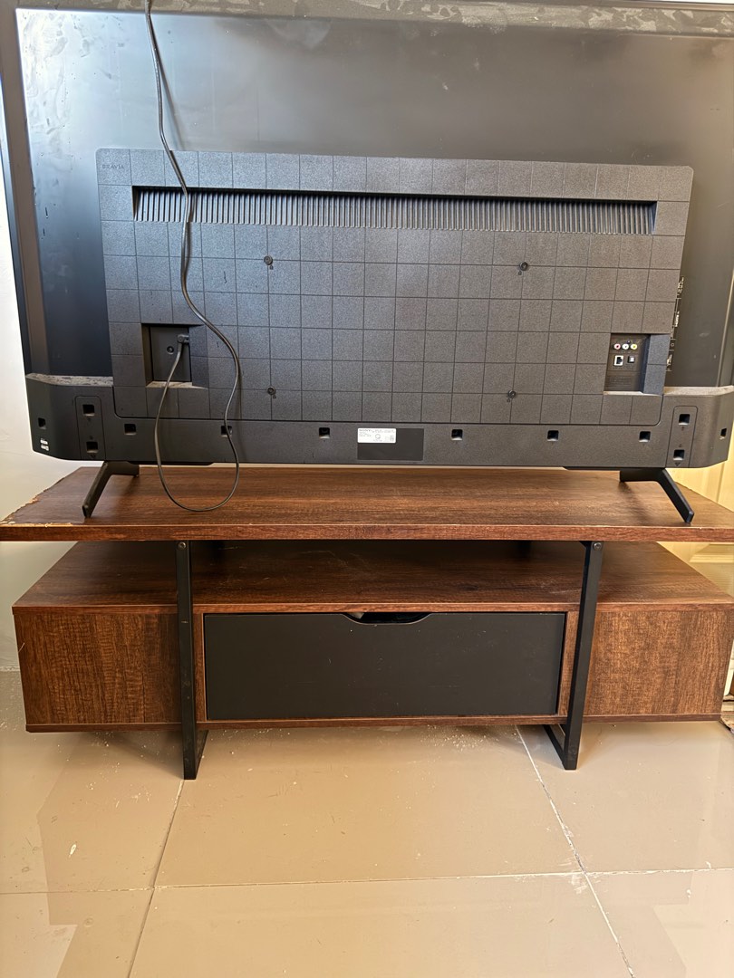 TV rack Walnut Mandaue Foam, Furniture & Home Living, Furniture, TV ...