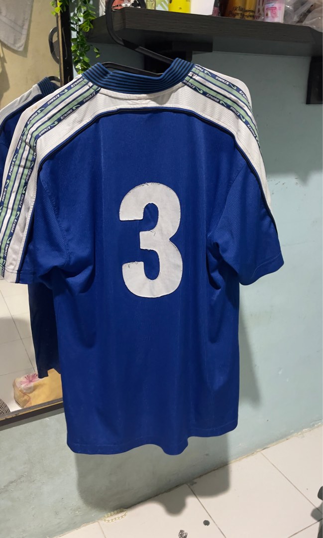 Vintage old jersey, Men's Fashion, Activewear on Carousell