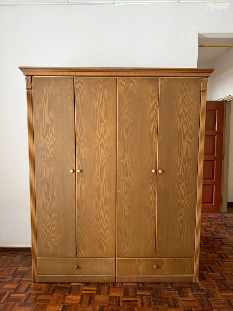 ALMARI BAJU 4 PINTU TERPAKAI, Furniture & Home Living, Furniture, Other ...