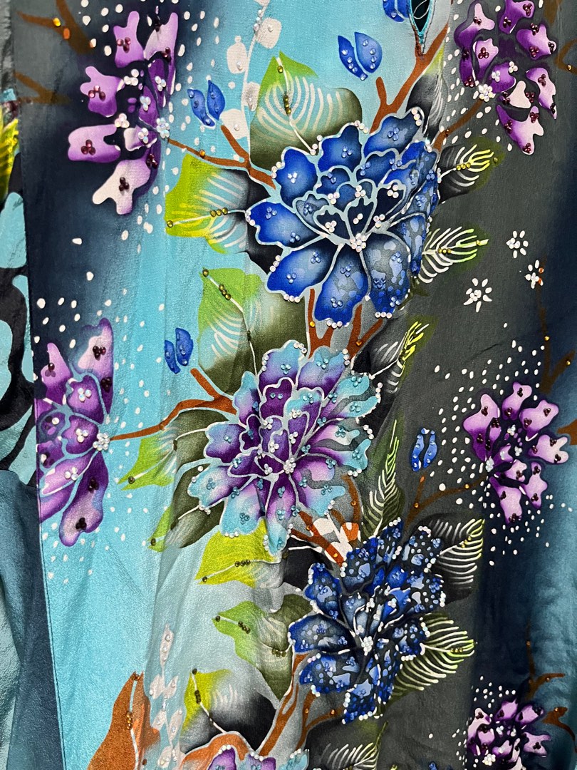 BATIK Manik Terengganu Kurung Pahang, Women's Fashion, Muslimah Fashion ...